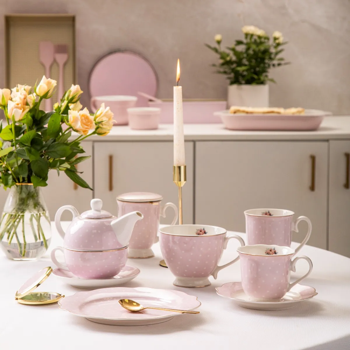 Filiżanka ze spodkiem Altom Design Natalie Pink 250 ml - altom.pl