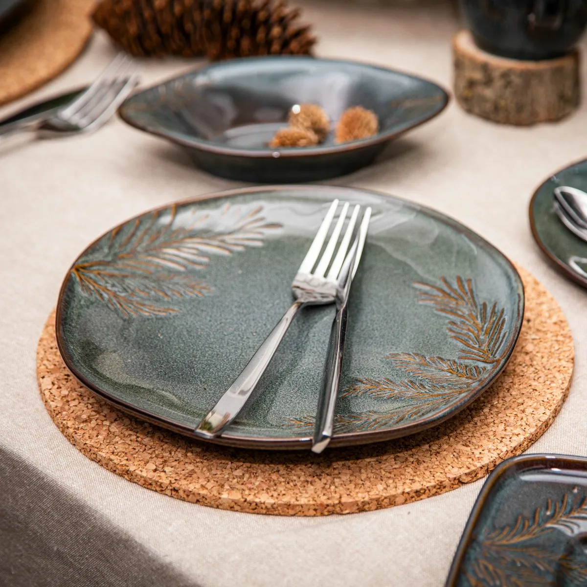 Talerz deserowy ceramiczny Altom Design Sosnowy Las 21 cm - altom.pl