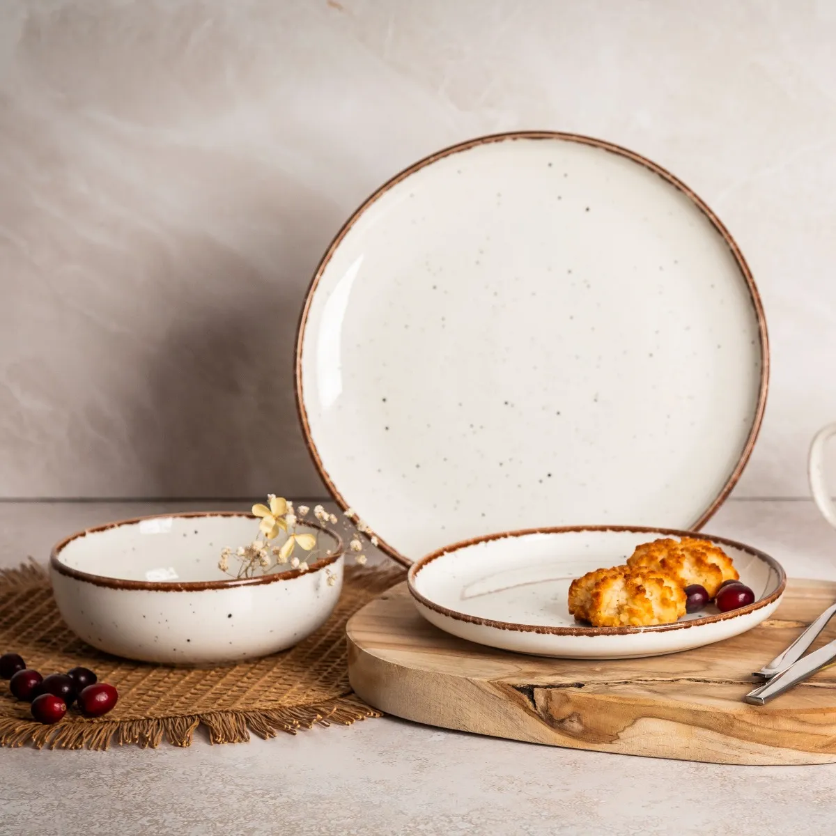 Serwis obiadowy porcelanowy New Bone China Altom Design Reactive Ivory ...