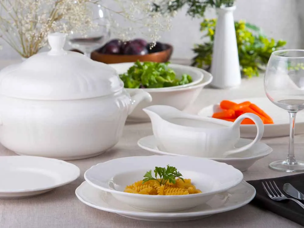 Serwis / zestaw obiadowy na 12 osób porcelanowy Karolina Castel - altom.pl